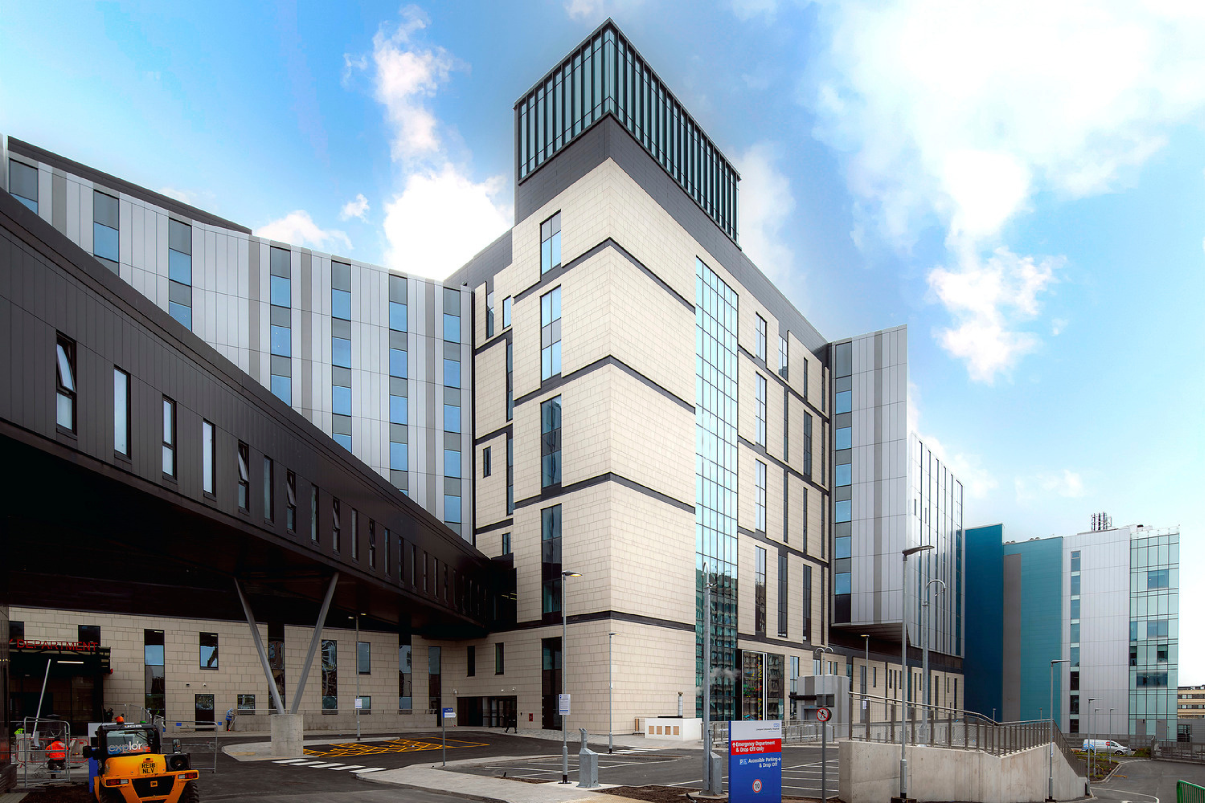 The Royal Liverpool University Hospital > Projects > Gleeds