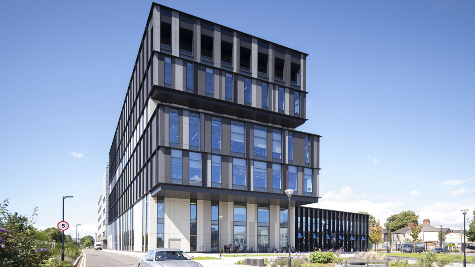 Cardiff Innovation Campus (CIC) > Projects > Gleeds