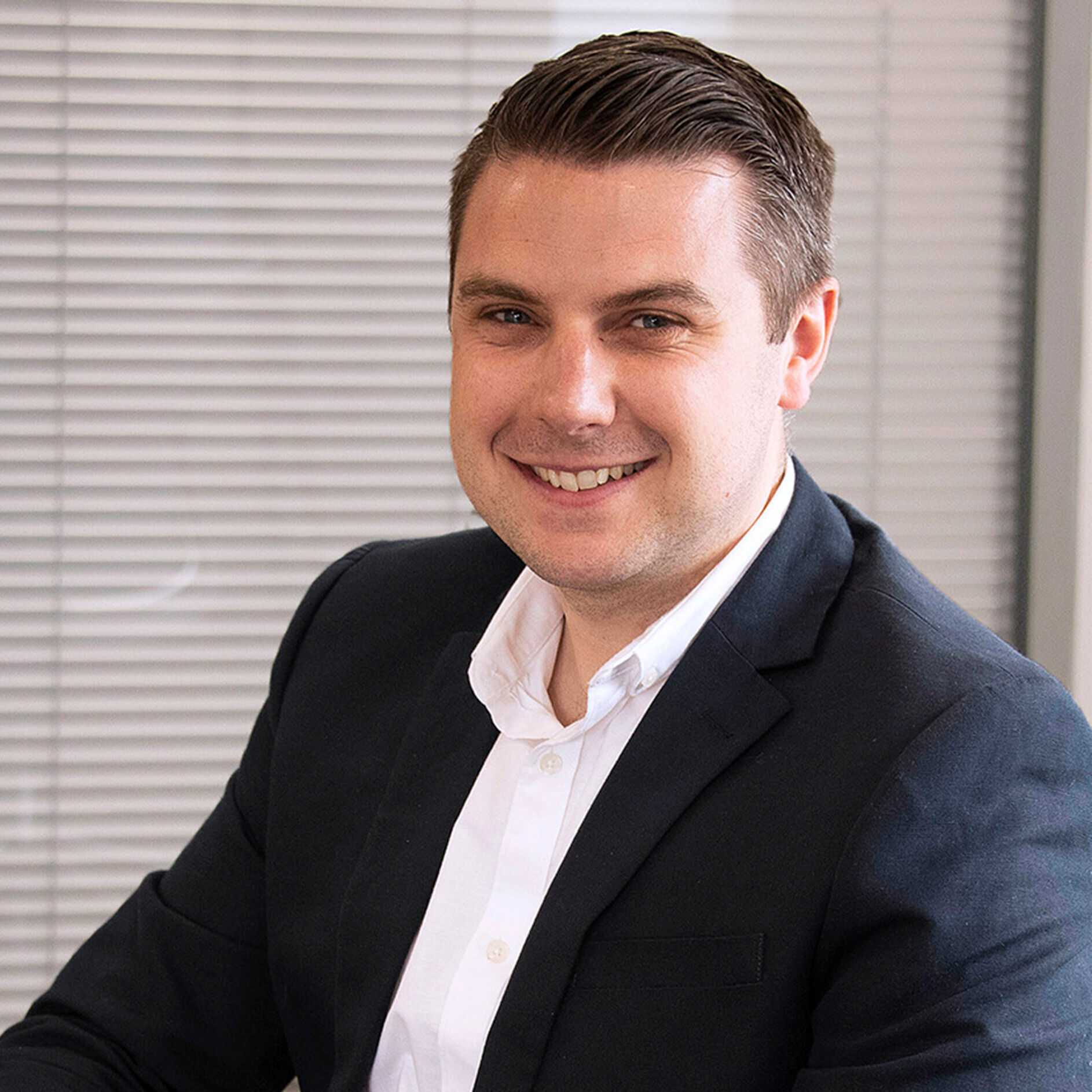 Scott Kenna > Our people > About us > Gleeds