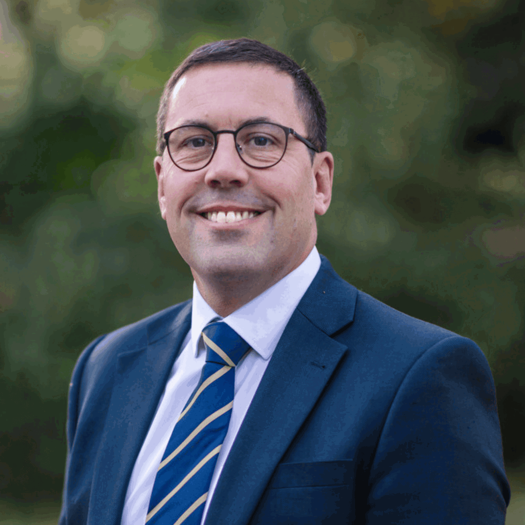 Craig Ward > Our people > About us > Gleeds