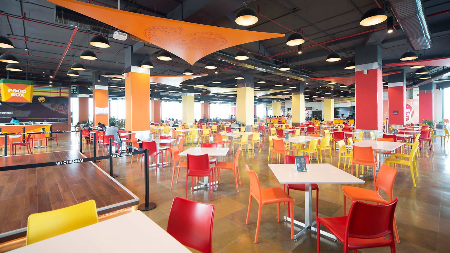 Virtuous Retail - VR Mall > Projects > Gleeds