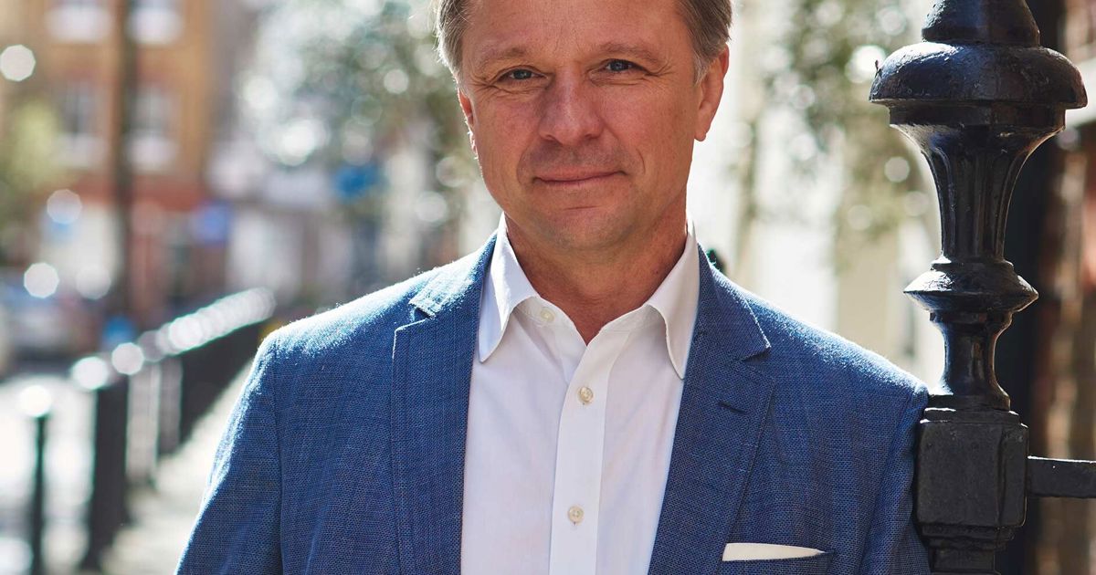 Graham Harle > Leadership > About us > Gleeds