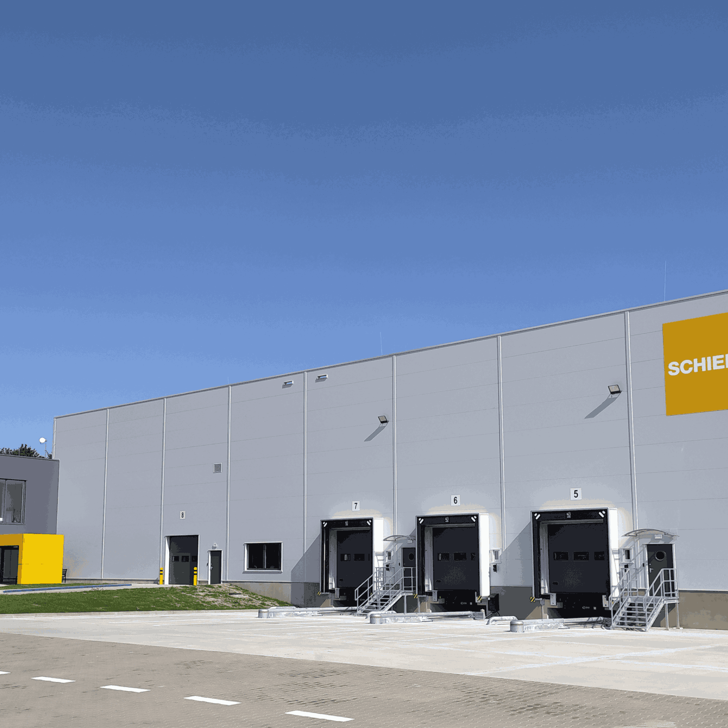Industrial, manufacturing and logistics > Sectors > Expertise > Gleeds