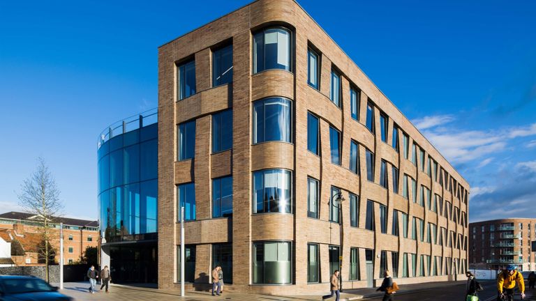 Hiscox Building > Projects > Gleeds