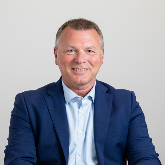 Peter Burns > Our people > About us > Gleeds