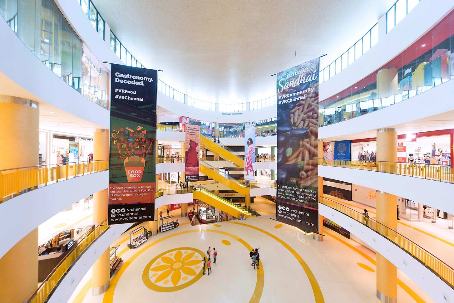 Virtuous Retail - VR Mall > Projects > Gleeds