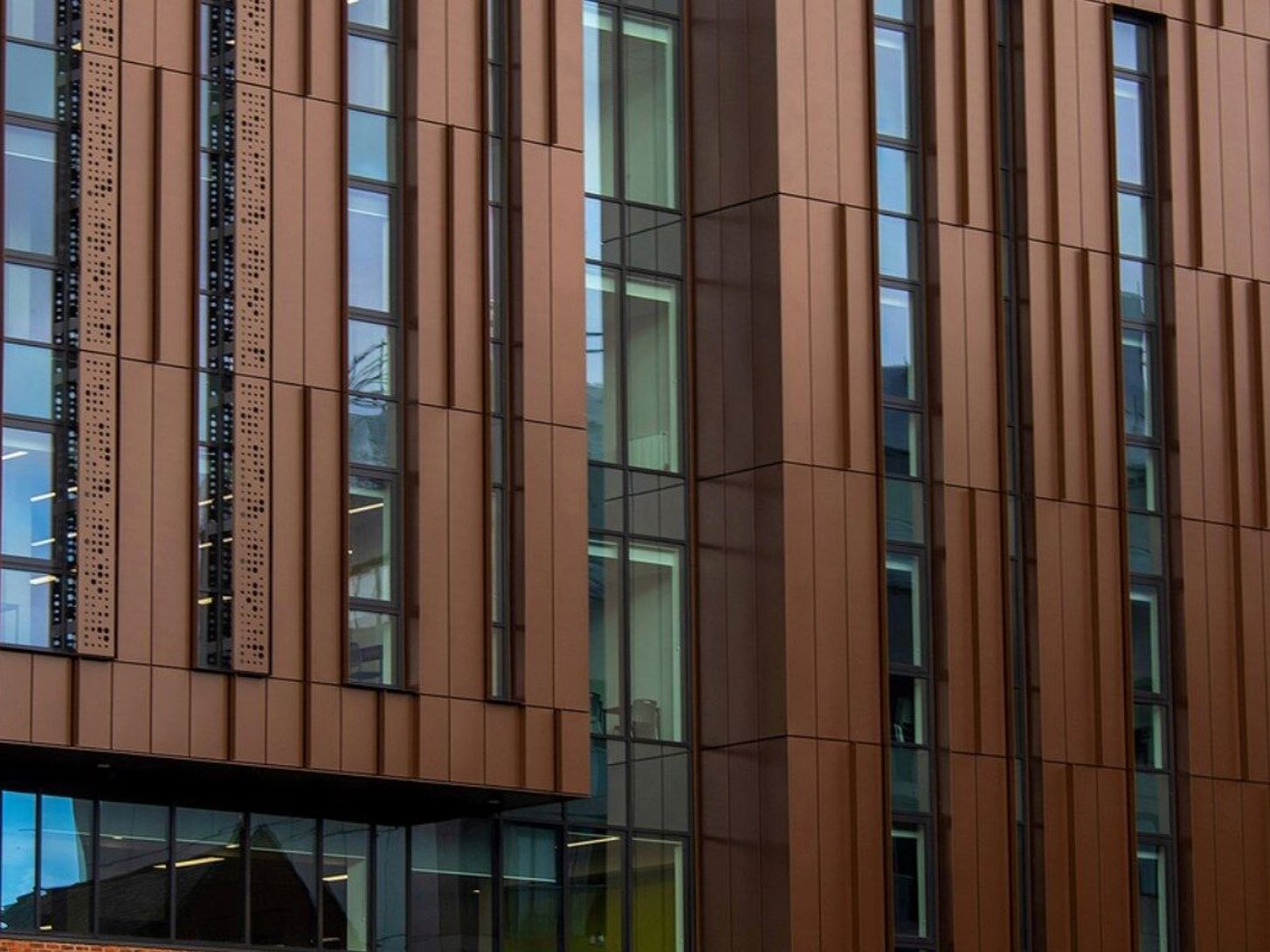 Richard Steer > Leadership > About us > Gleeds