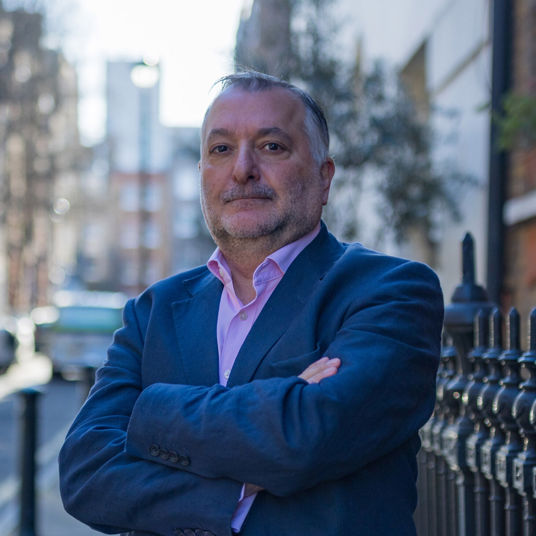 Salar Farzad > Leadership > About us > Gleeds