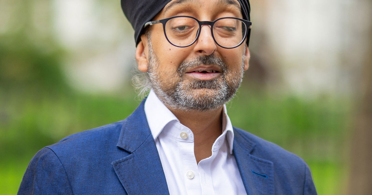 Manu Hunjan > Our people > About us > Gleeds