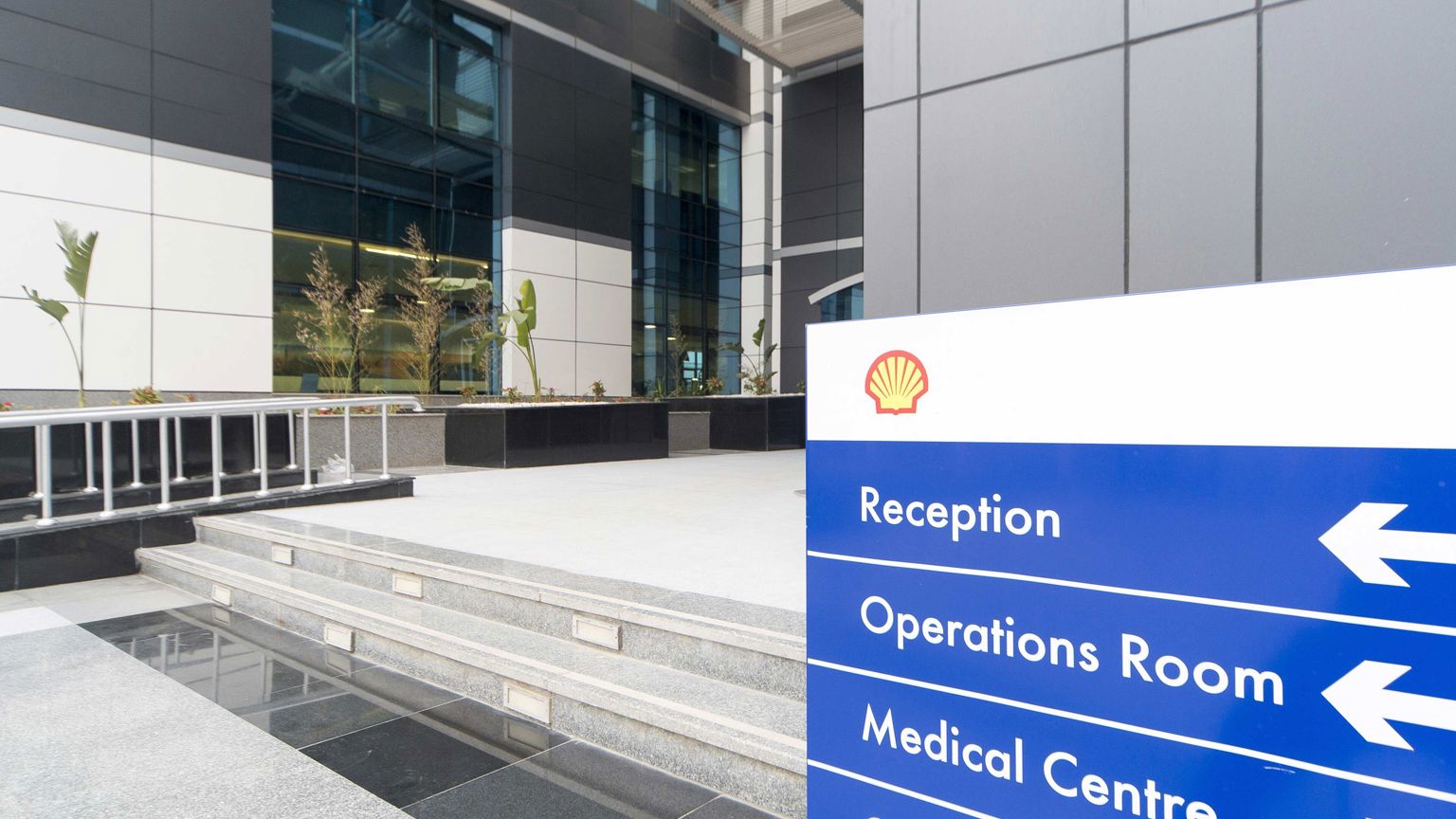 Shell Office Building Fit-out > Projects > Gleeds